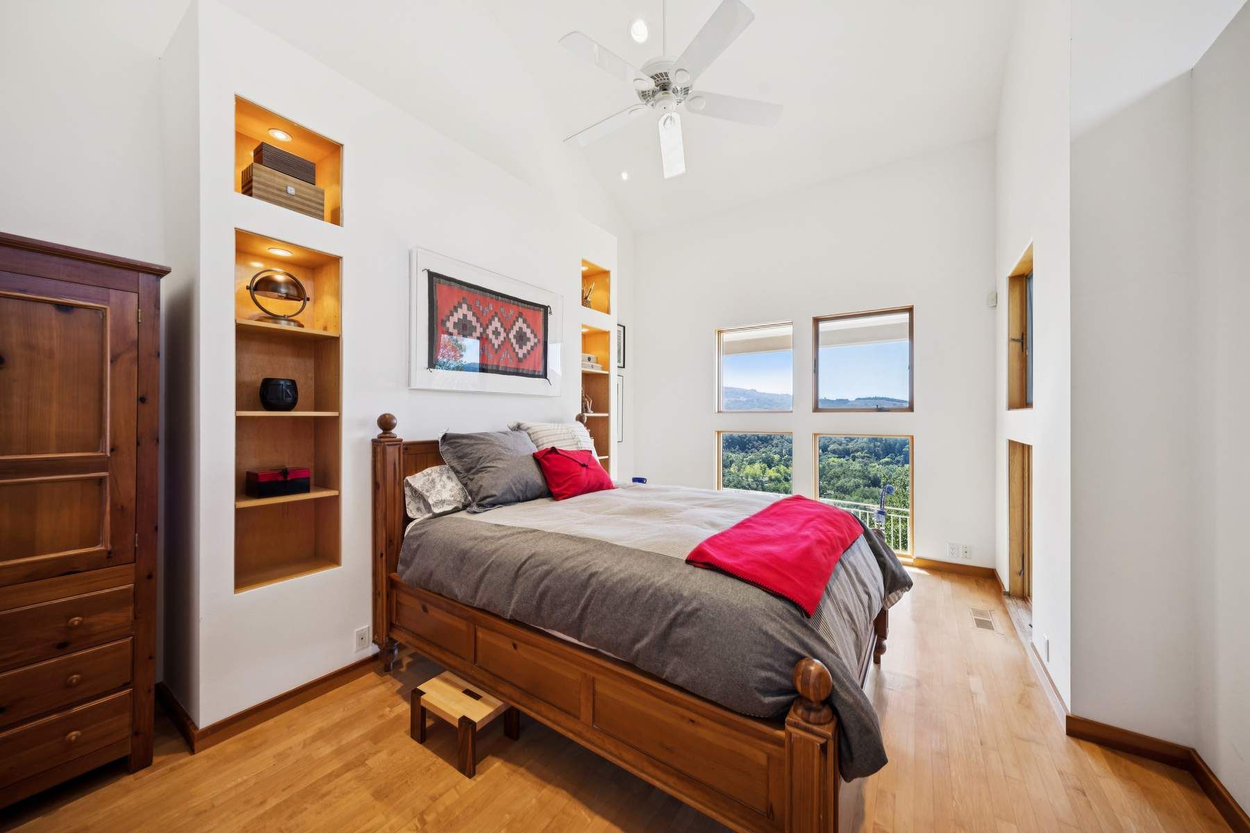 10300 Slattery Road, Glen Ellen, CA 95442