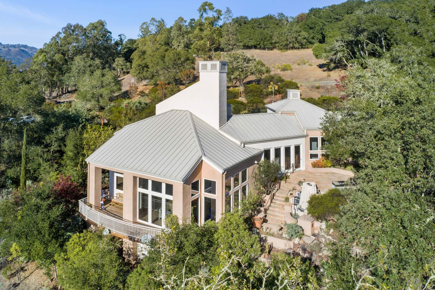 10300 Slattery Road, Glen Ellen, CA 95442