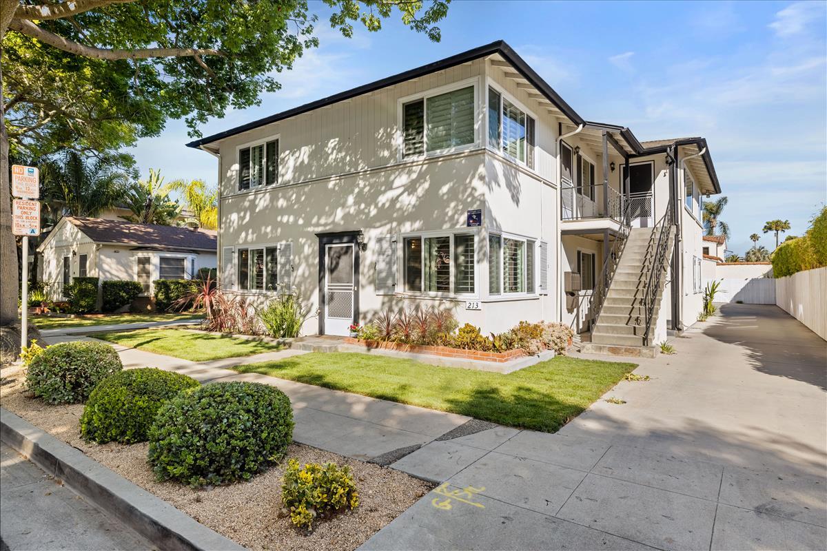 213 Yanonali Santa Barbara, California, United States – Luxury Home