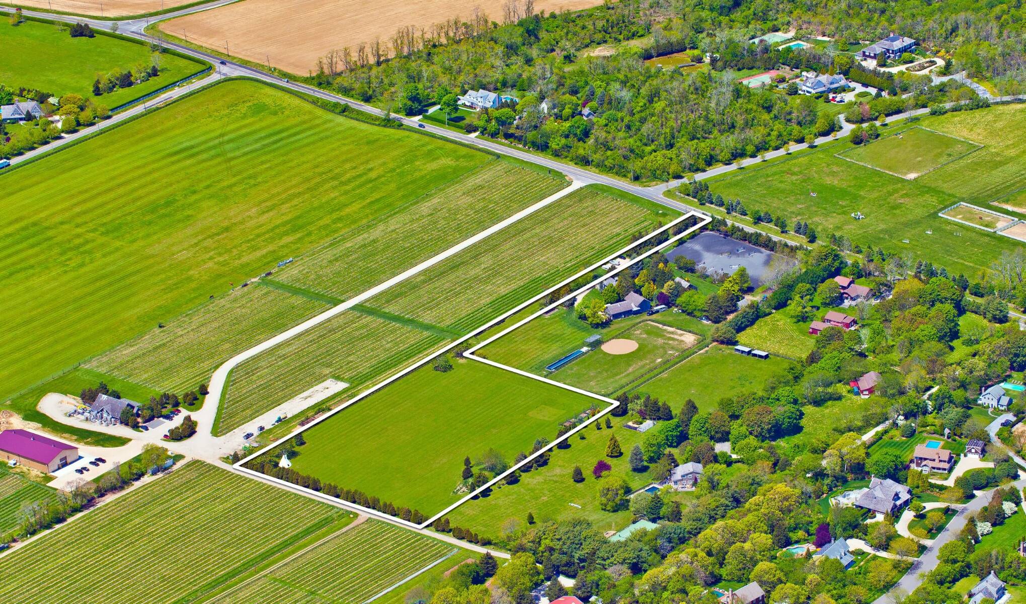 1953 Scuttle Hole Road Bridgehampton, New York, United States – Luxury Home