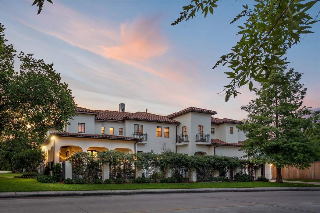 4102 Merrick Street, Houston, TX 77025