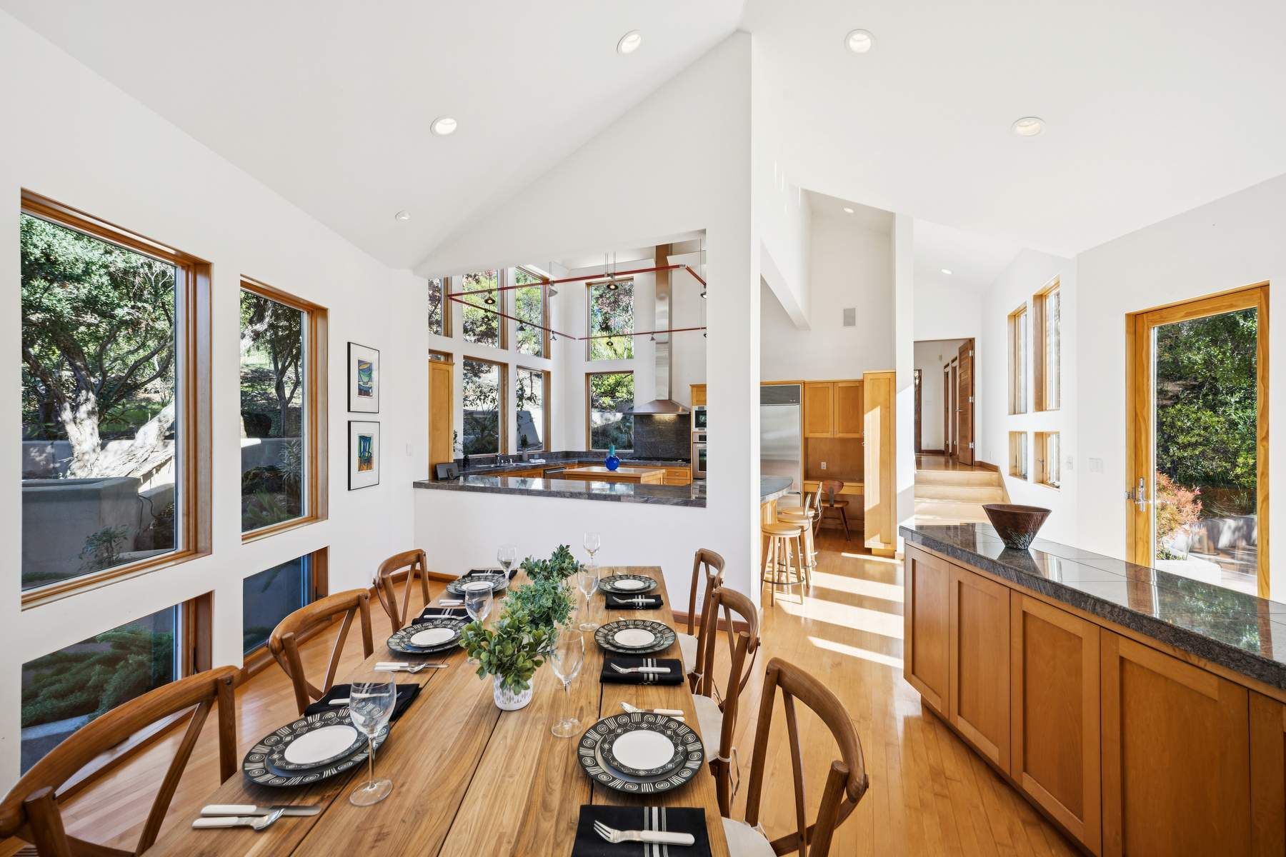 10300 Slattery Road, Glen Ellen, CA 95442