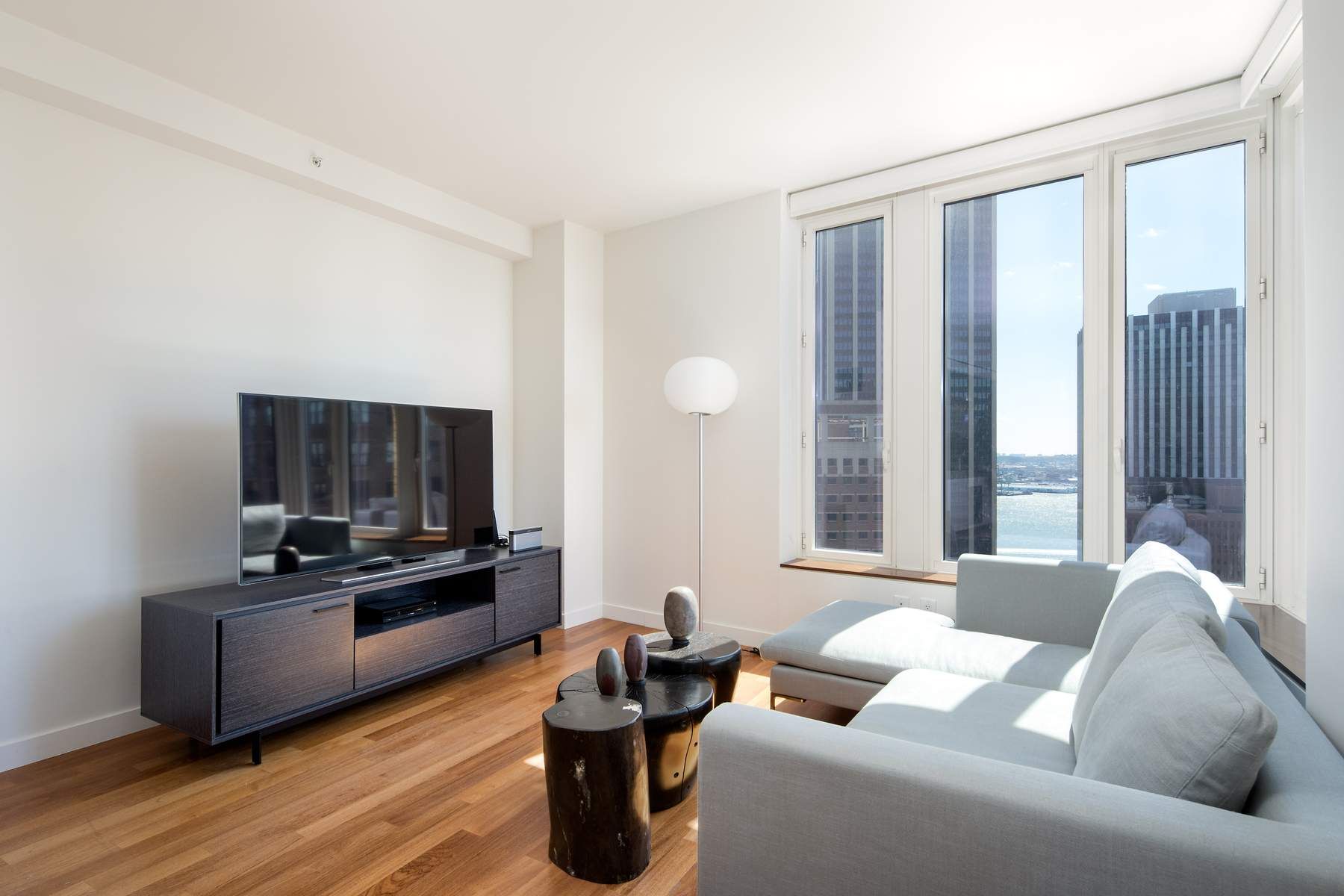 15 William Street, 33A, New York, NY 10004