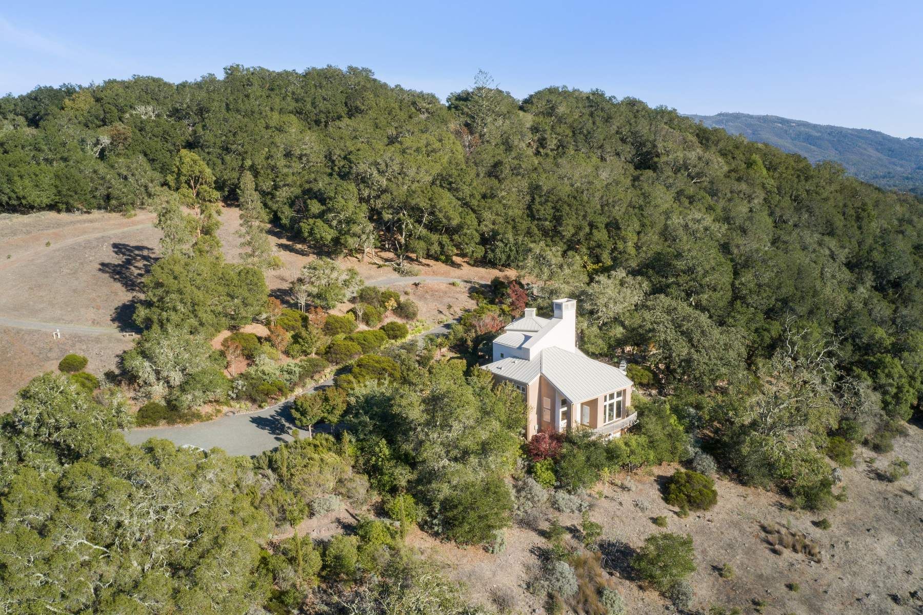 10300 Slattery Road, Glen Ellen, CA 95442