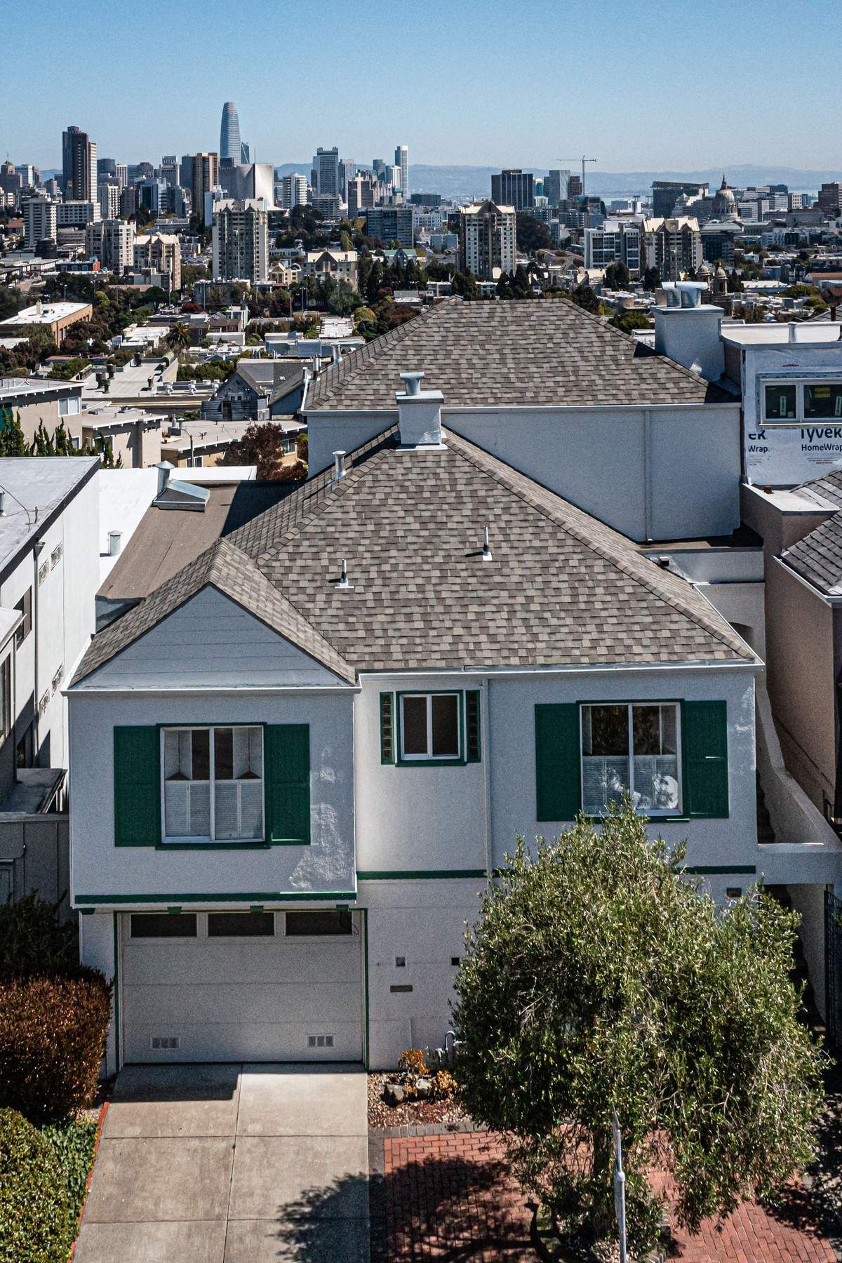 84 Fortuna Ave
